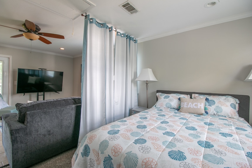 Flirty Flamingo, Too! 1 Bedroom With In-ground Pool! - Mississippi Aquarium, Gulfport