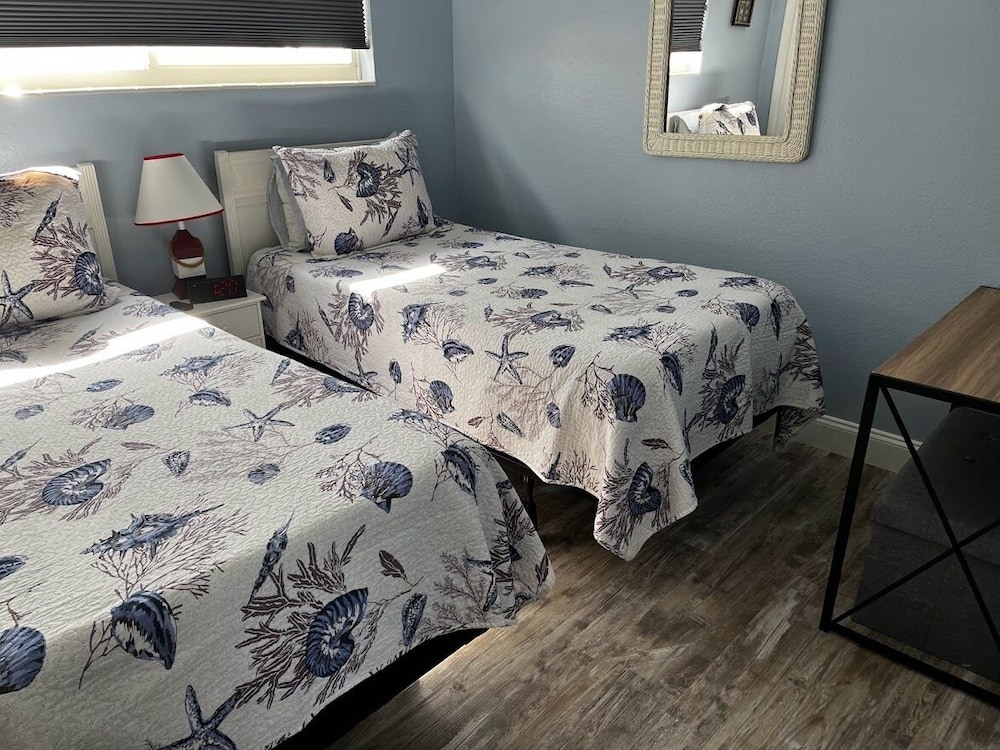 3-minute Walk To Private Beach - Recently Updated! In-unit Washer & Dryer - Cocoa Beach, FL