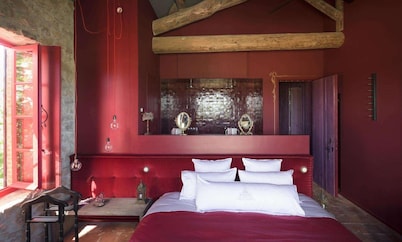 Château & Village Castigno - Wine Hotel & Resort