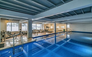 Piscina interior