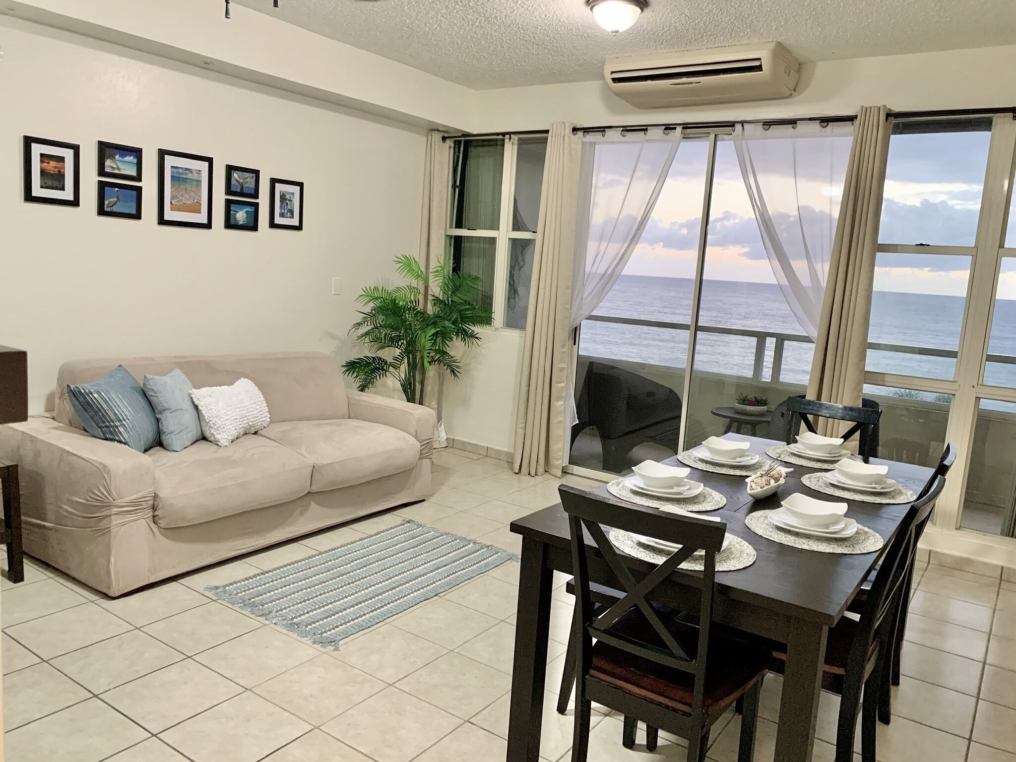 Pelican Beachfront Paradise - Rincón