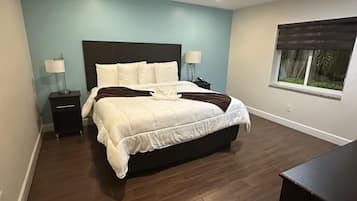 Quarto tradicional | 2 quartos, escrivaninha, Wi-Fi de cortesia, roupa de cama