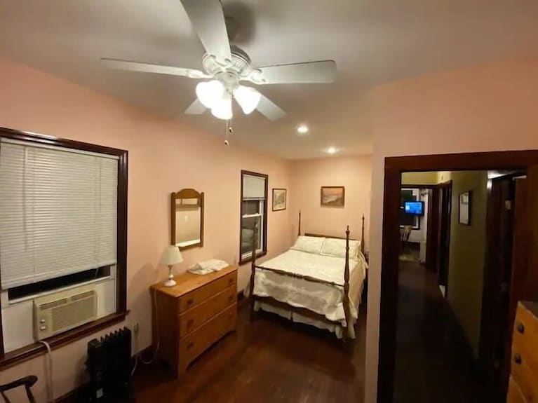 Little Haven (B) Bungalows, Private Beach - Highlands, NJ