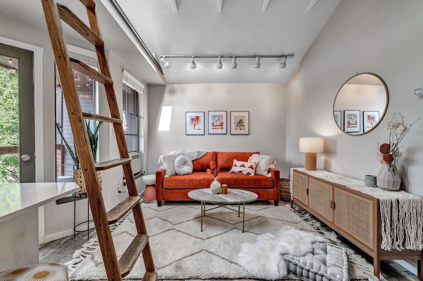 Designer 1 Bedroom Downtown Boulder W Views-30 Day - Boulder, CO