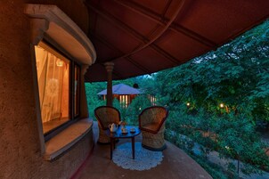 Villa Familiar, 2 quartos, vista para a montanha, no piso executivo | Terraço/pátio interior