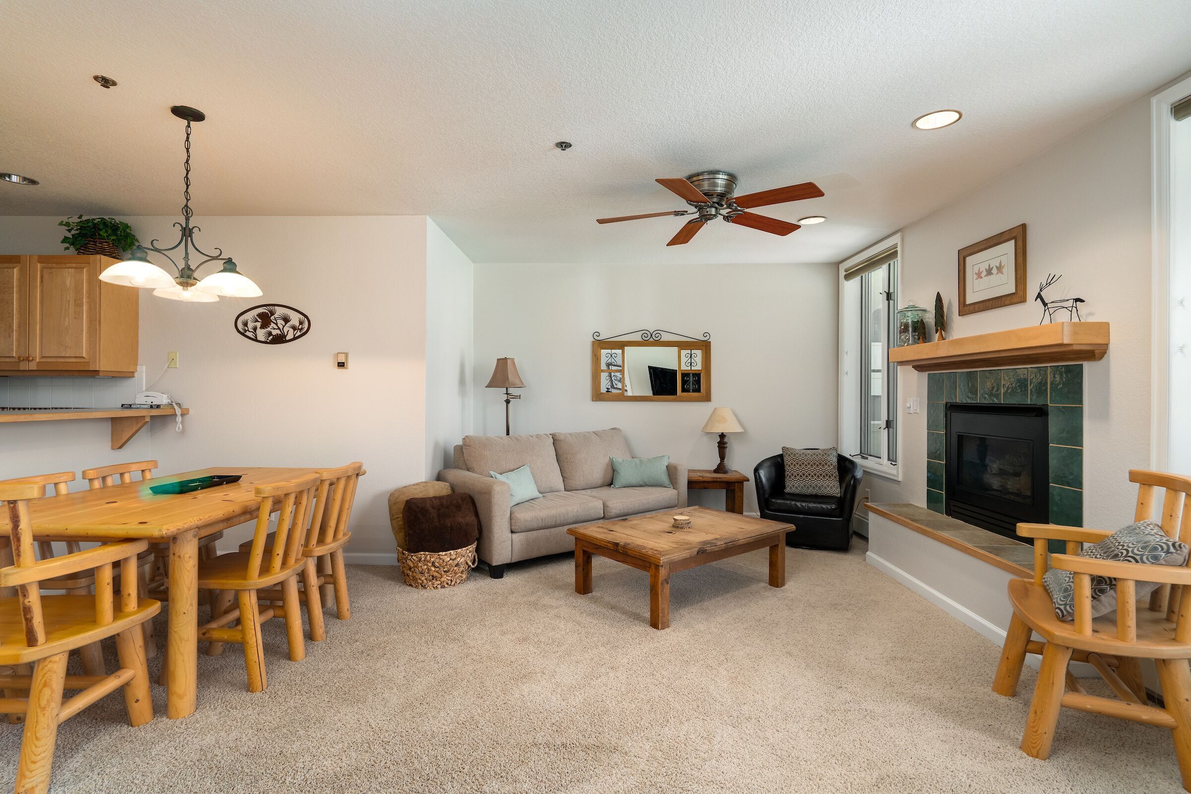 Bright And Peaceful 2br Mt Condo | Walk To Ski Area! - Steamboat Springs
