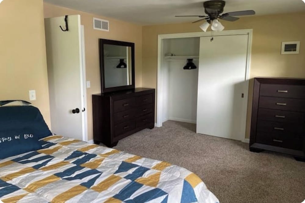 Egg Harbor White House - 4 Bedroom - Egg Harbor, WI