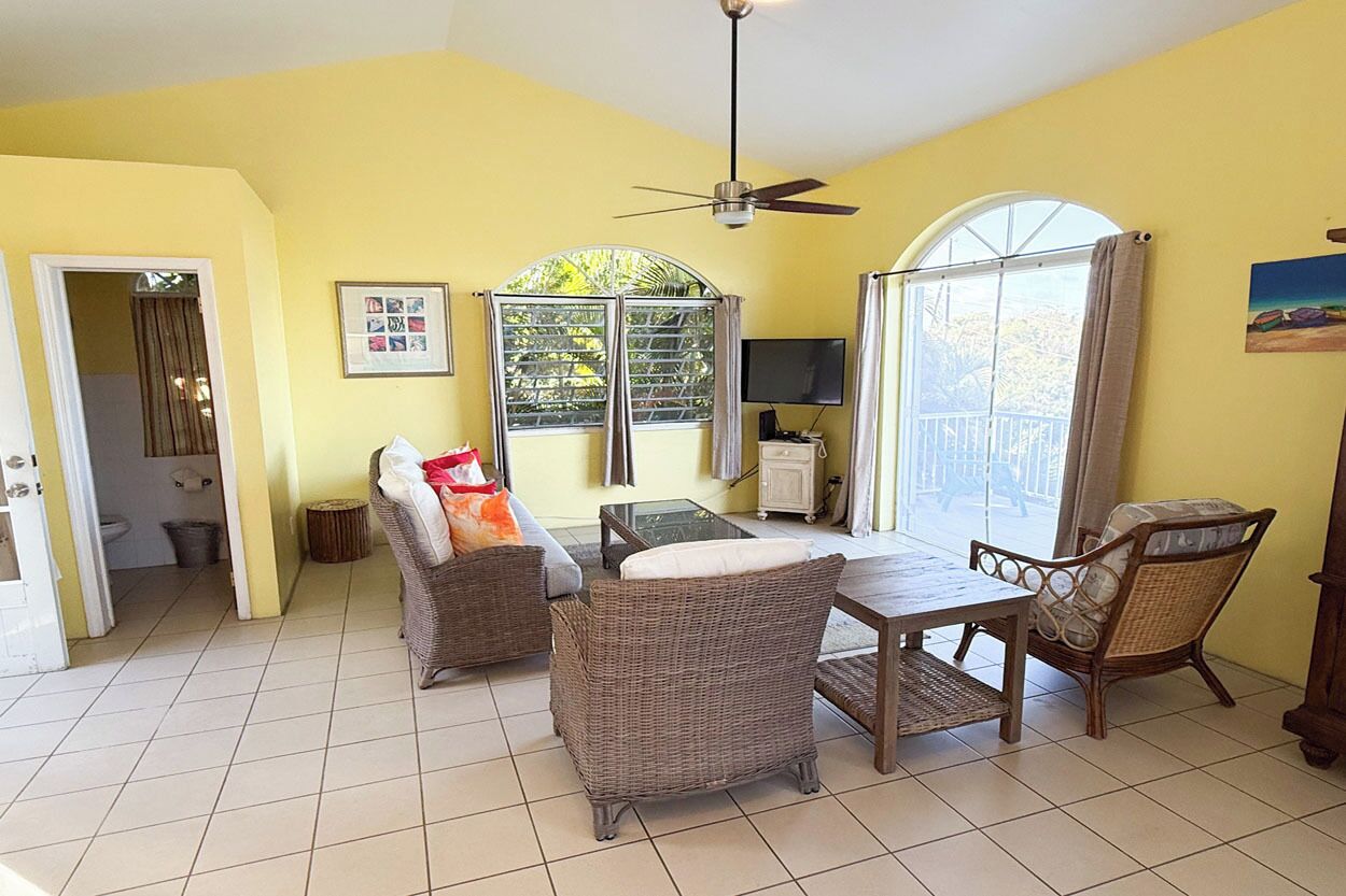 Experience The Ultimate Blend Of Relaxation And Conveniencebook Your Stay Today And Make Unforgettable Memories! - Saint Thomas