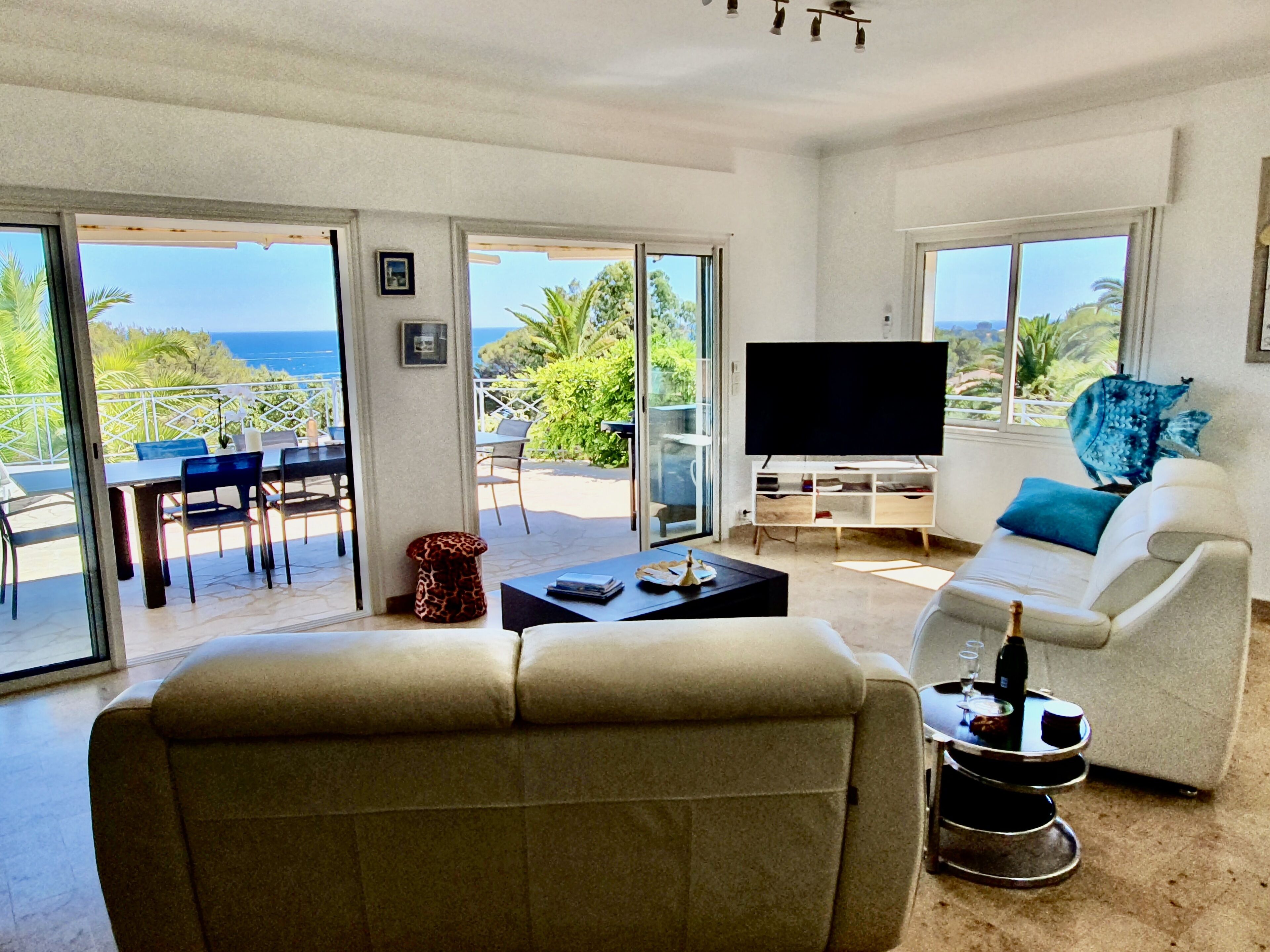 Villa 4****lou Mistralou,merà300m,pisct°,clim,wf,6ch,2à16 P - Les Issambres