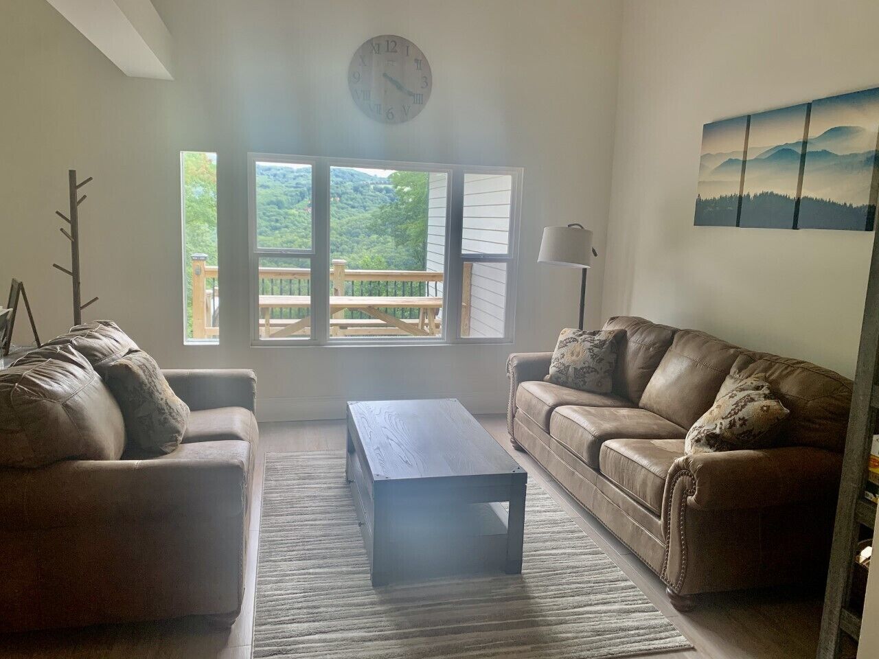 New Listing!  Secluded With Gorgeous Views - 4 Miles From Beech Mtn Ski Resort - Beech Mountain, NC