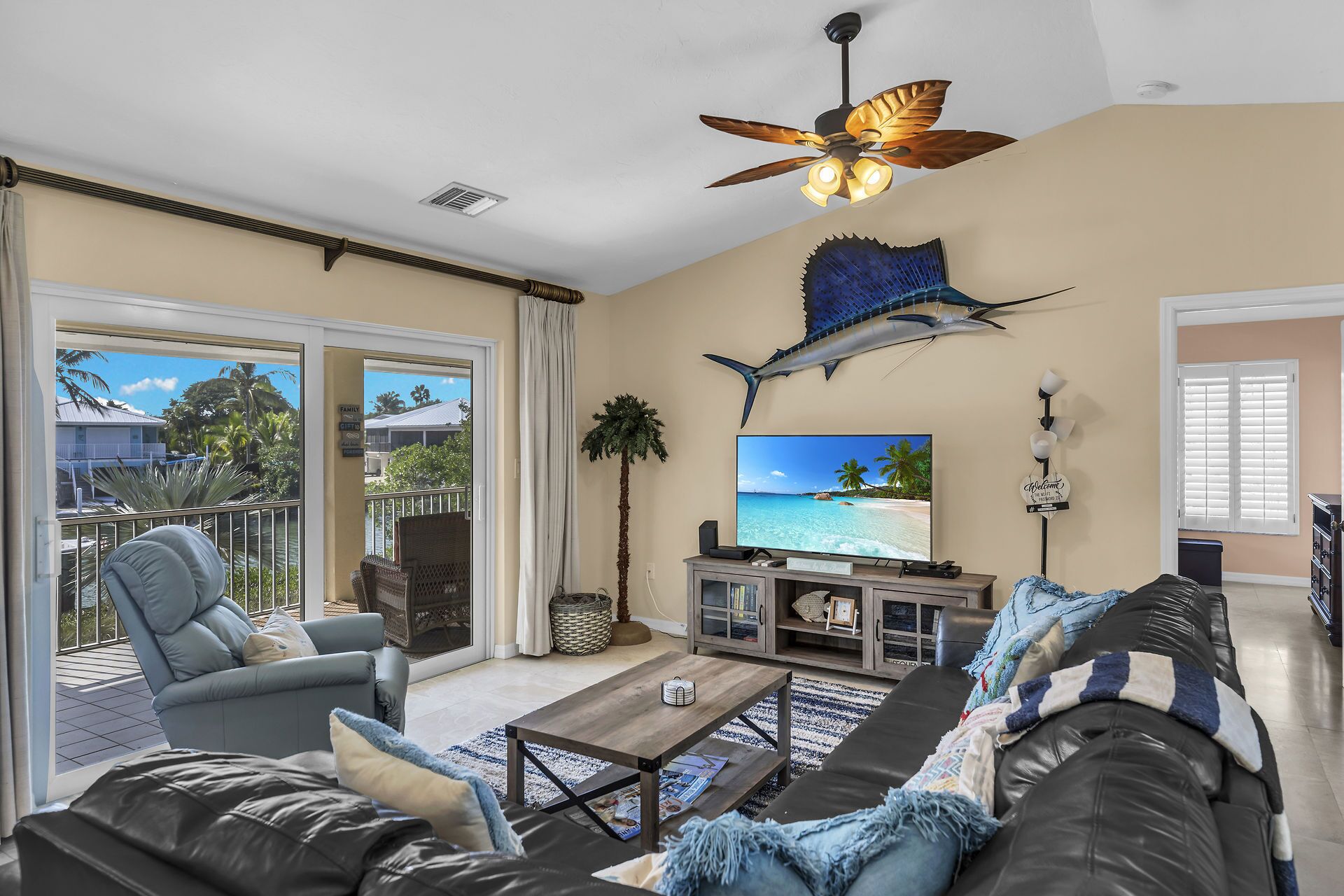 Golfside Tropical Retreat With Pool - Marathon, FL