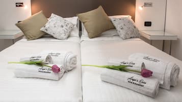 Quarto casal ou duplo luxo | Lençóis italianos Frette, roupas de cama premium