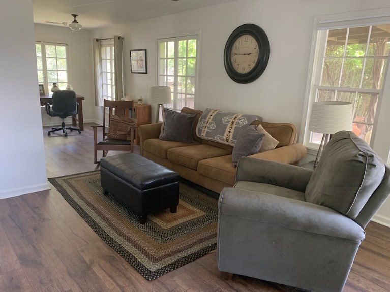 Cozy Peggys Cottage - Arkansas