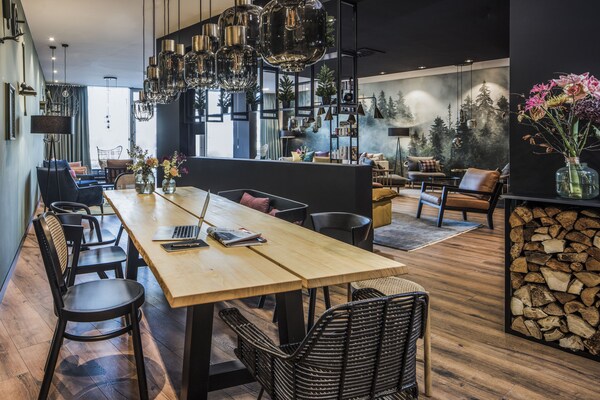 Black F House - Serviced Apartments - Gundelfingen