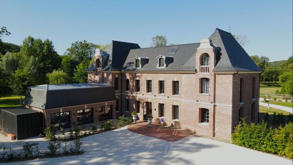 Les Jardins De Joséphine - Le Manoir - Évreux