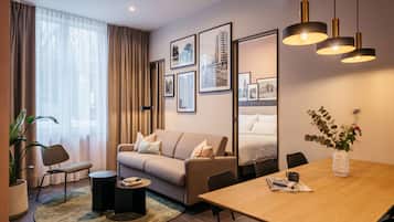 Apartamento, 2 quartos | 1 quarto, roupa de alta qualidade, cofre com capacidade para portátil