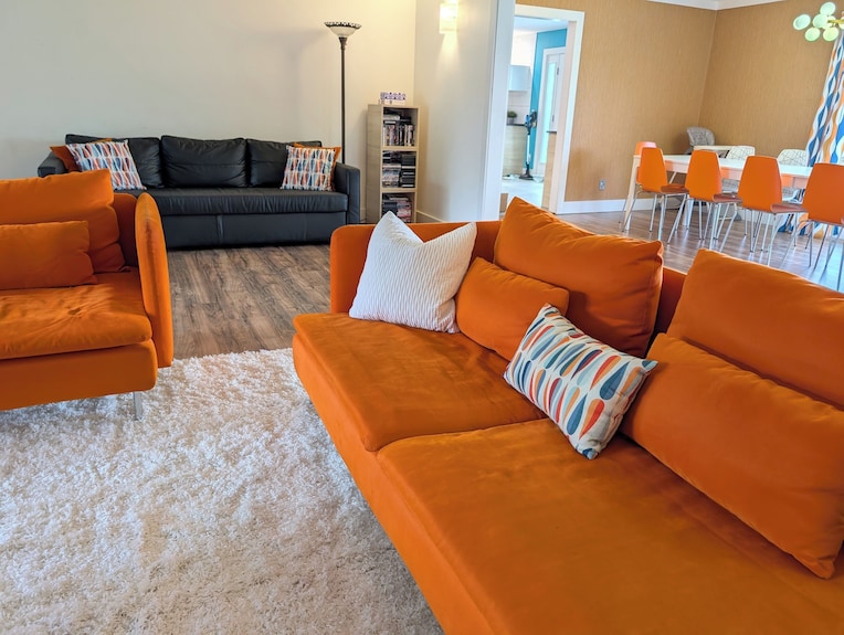 Dazzling Design, Hot Tub, Huge Rooms, Privacy - Monticello