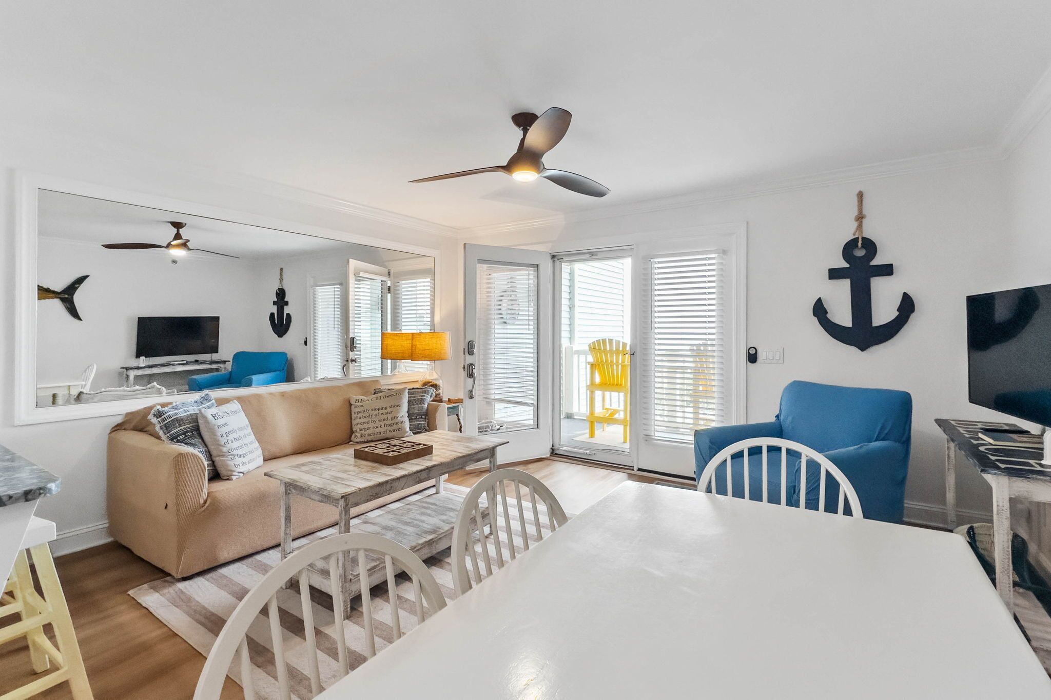 Enjoy Sunset Views At Cozy Oceanfront Condo + Pool On Ocean Isle Beach, Nc - Ocean Isle Beach, NC