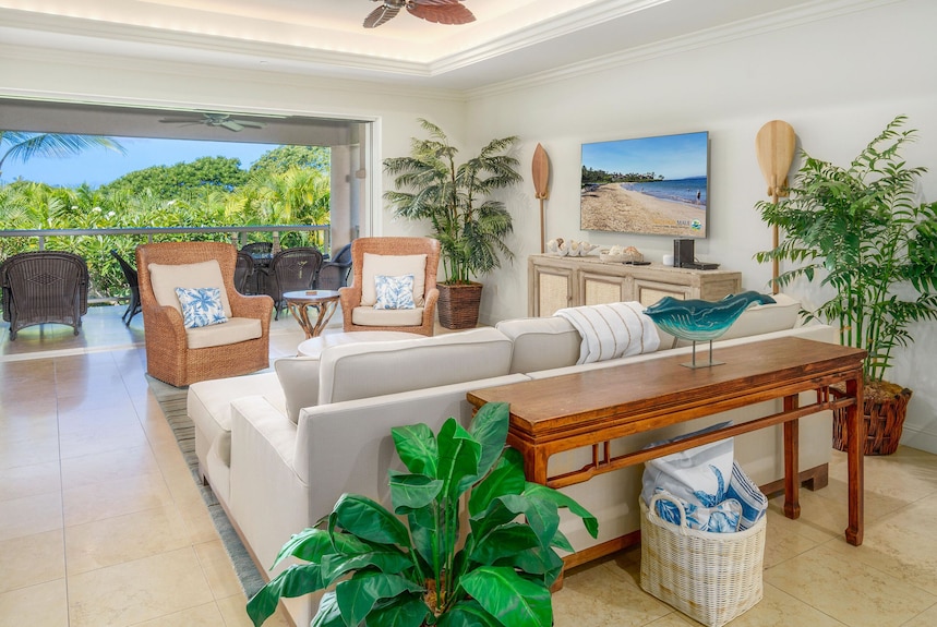 Luxurious Ho'olei 12-2, Lush View, Close To Pool, Sleeps 8 In Beds, Central Ac! - Maui