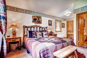 Condo, 1 cama King (Black Canyon Inn Unit A6 Deluxe) | 1 quarto