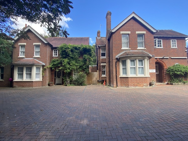 Pickwicks Guest House - Buckinghamshire