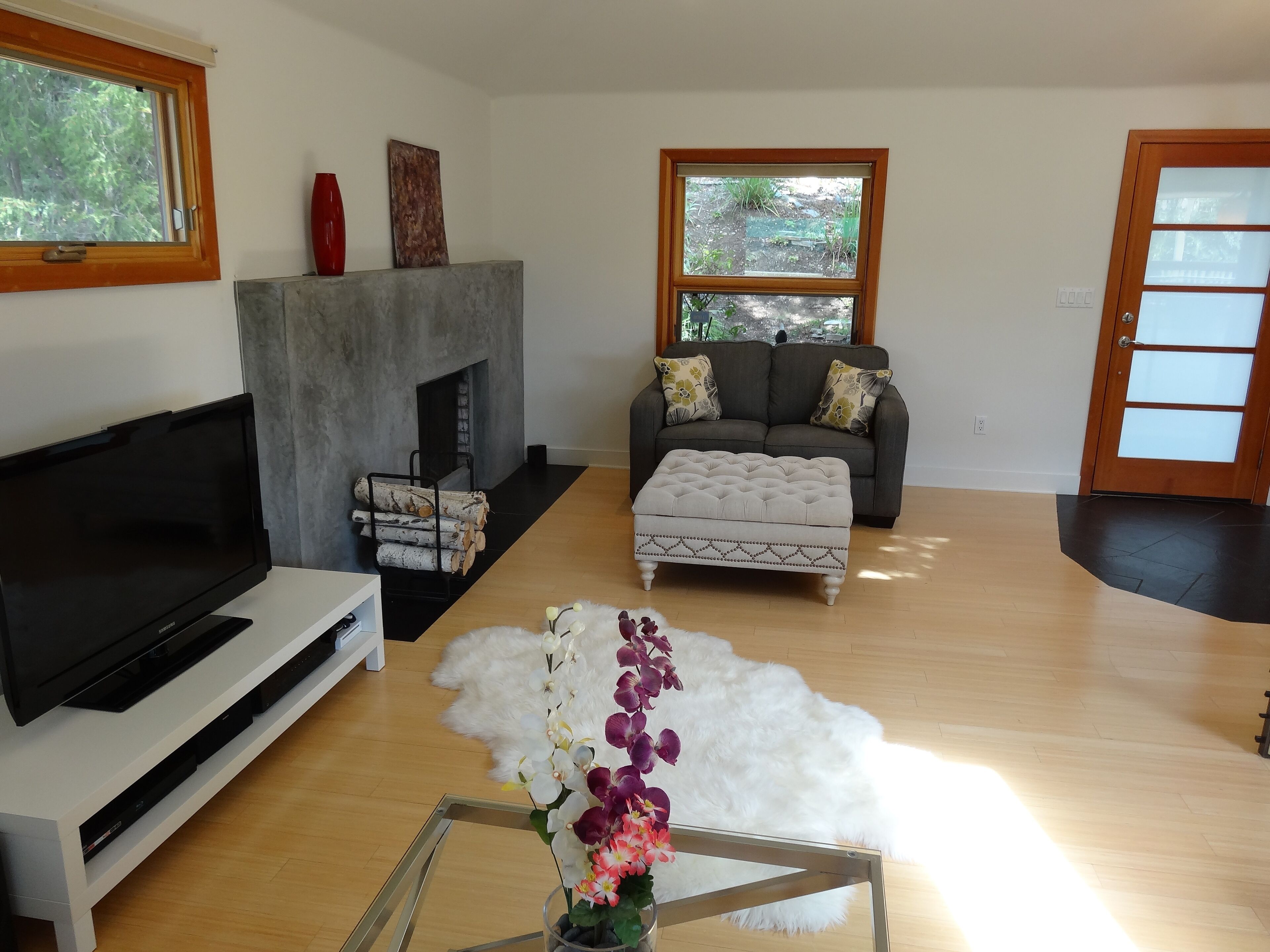 Wonderful Retreat Home On 1/2 Acre In Agoura Hills , Close To Malibu Beaches & - Simi Valley, CA