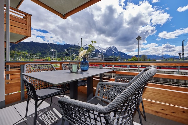 2-zimmer Apartment Mit Balkon Und Bergblick-im Zentrum Von Garmisch-nähe Bahnhof - Farchant