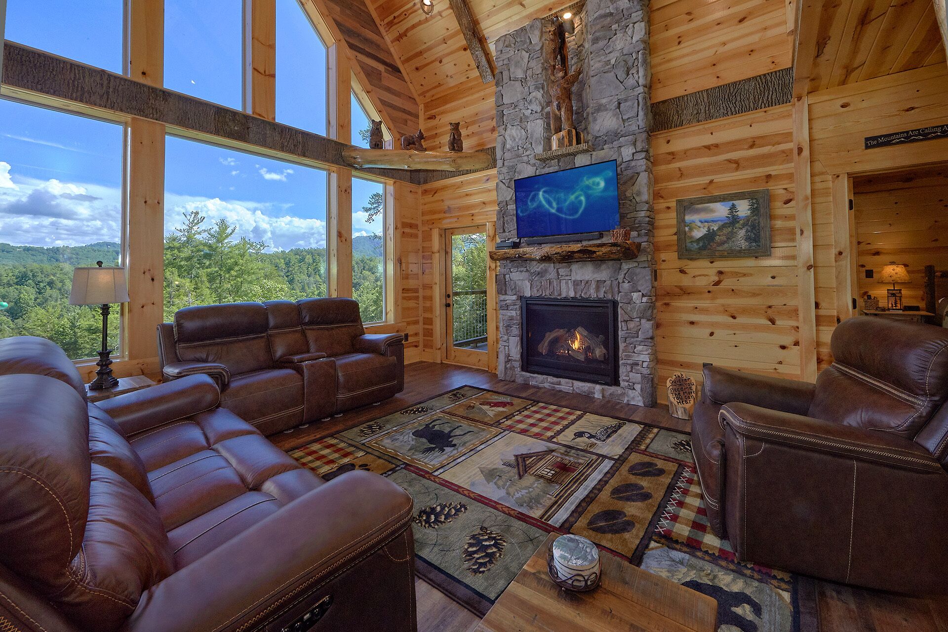Luxury Cabin In Pigeon Forge, Hot Tub And Mountain View, Gameroom - Sevierville, TN