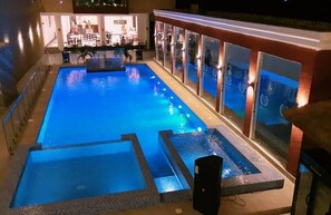Piscina externa