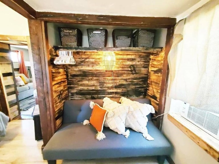 The Rustic Valley Cabin - Idaho (State)