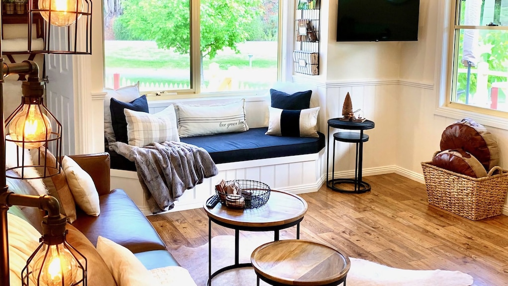 Autumn Beauty - Country Cottage 7 -