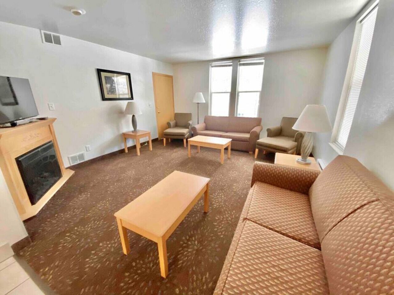 Black Hills Haven | The Summit Lodge  Units 1 & 2 · 4br Vensérra Retreat Near Mount Rushmore - Mount Rushmore, SD