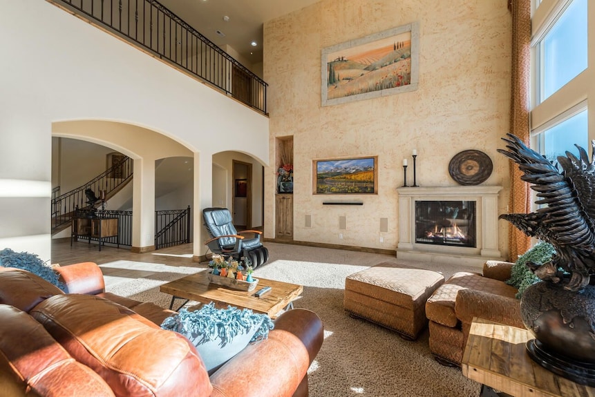 Luxury Property, 26 Grad Week Special! - Colorado Springs, CO