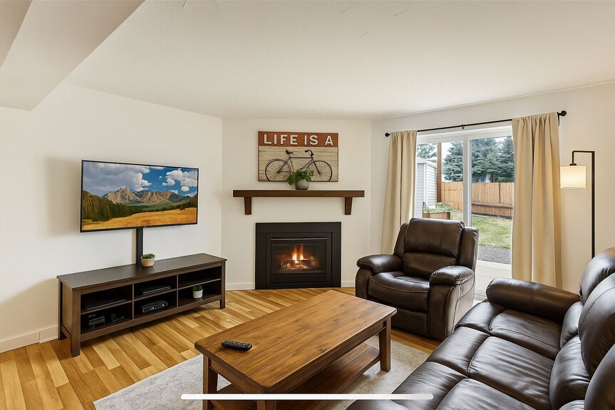 Mountainside Condo: King Bed/hot Tub/on Free Bus Route/fireplace - Steamboat Springs, CO