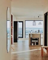 Cobertura executiva, 2 quartos, para não fumantes, vista para o oceano | Roupas de cama premium, camas com colchões pillow-top