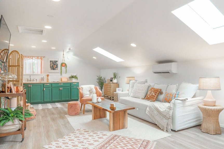 Boho Retreat W/large Patio-15 Min To Q2 Stadium & Domain - Lake Travis, TX