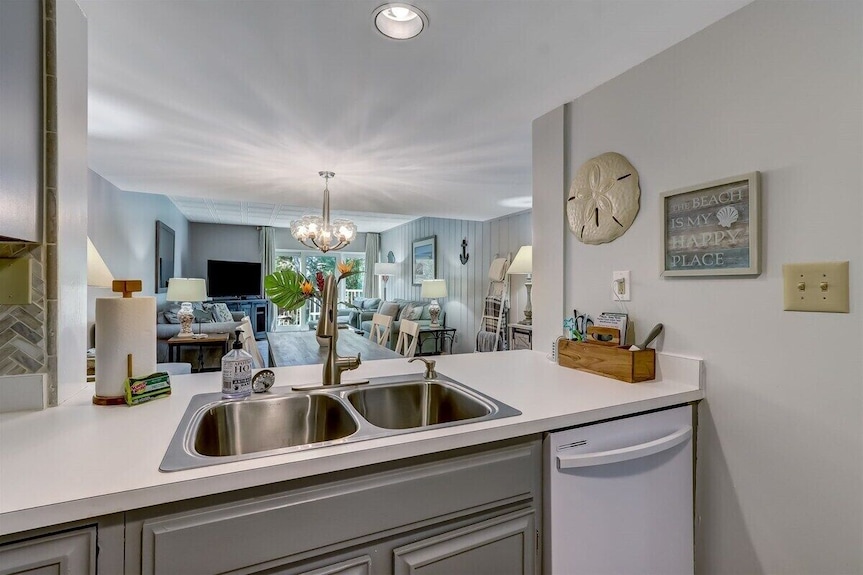 Sonrise Retreat - Hosted By Moore Ai Rentals - Jacksonville, FL