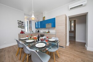Apartamento Familiar, 2 quartos, 2 casas de banho (Casa Maria Menaggio) | Restaurantes