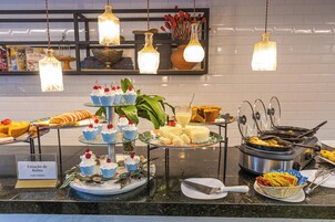 Pequeno-almoço tipo buffet diário incluído 