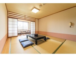 Quarto Tradicional, não fumadores (Japanese Style Room) | Edredões de penas, Wi-fi grátis, roupa de cama fornecida