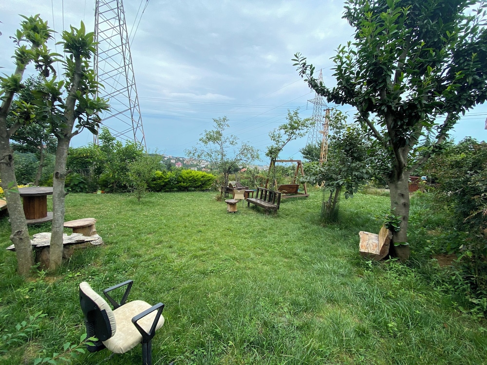 Menekse Apart 2 - Trabzon