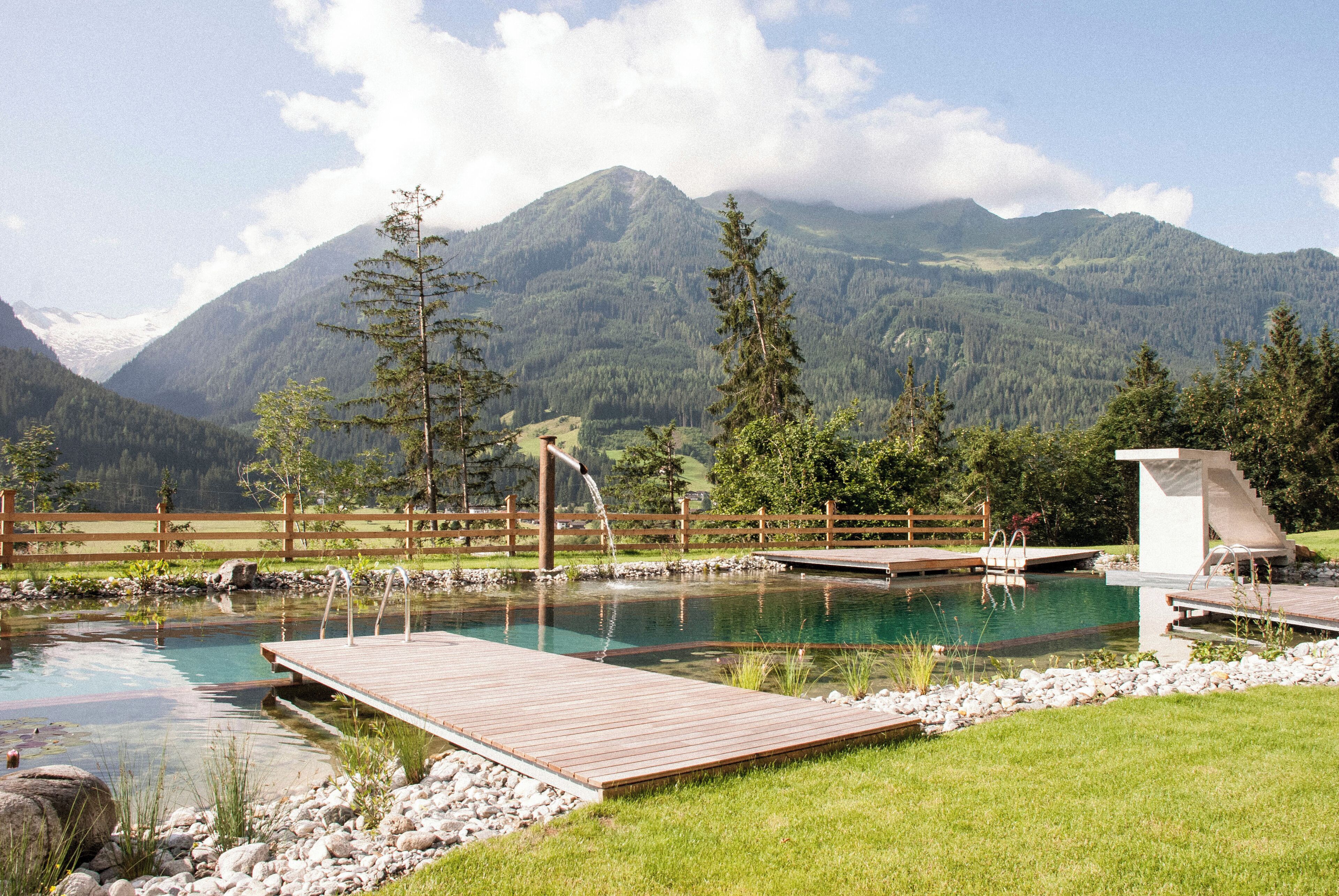 Piscina externa sazonal