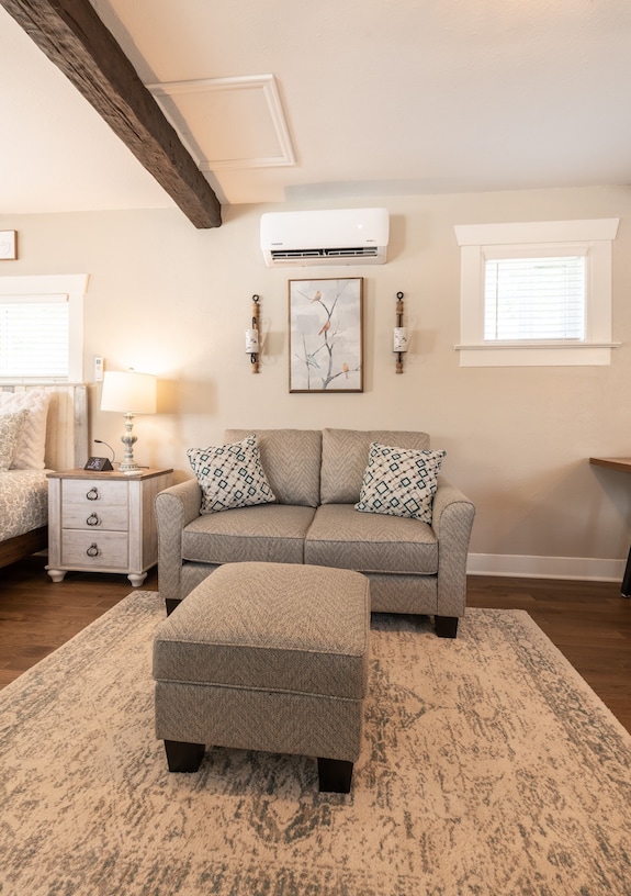 The Cozy Cottage - Colorado Springs, CO