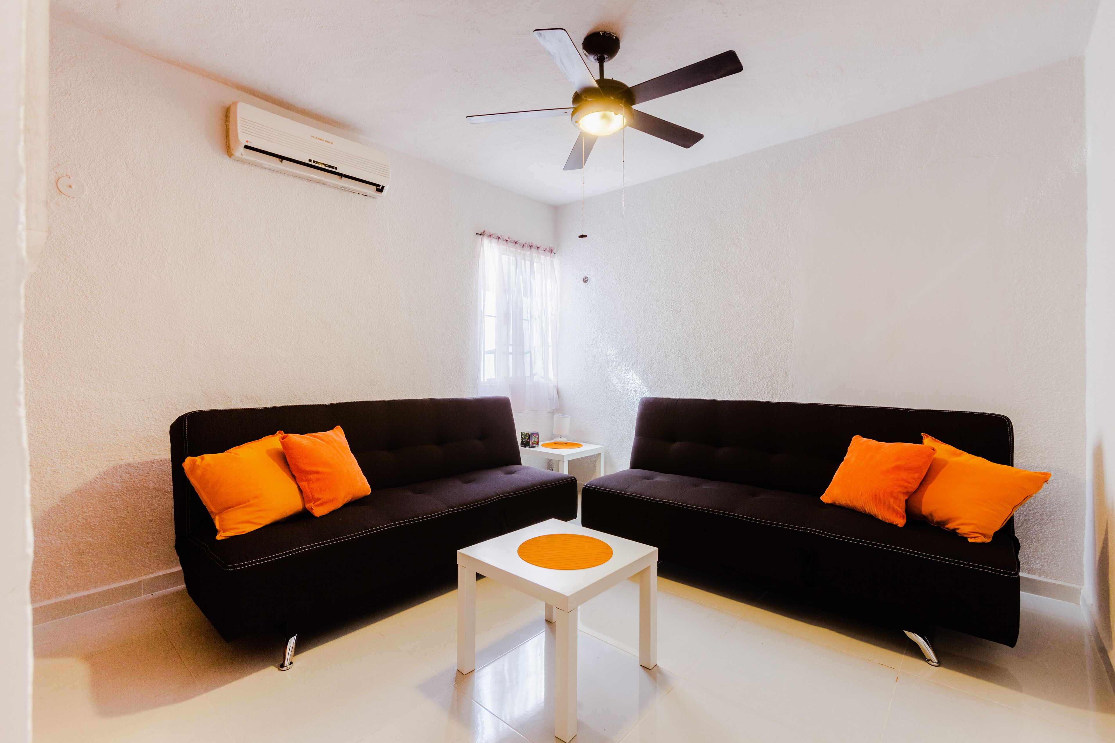 Casa De Salseros. Local Art And Culture Experience - Cozumel