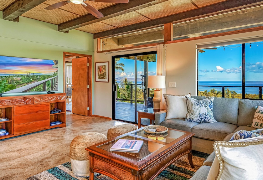 Spectacular Panoramic Ocean Views - Private Ohana - Wailea Custom Pole Home - Maui, HI