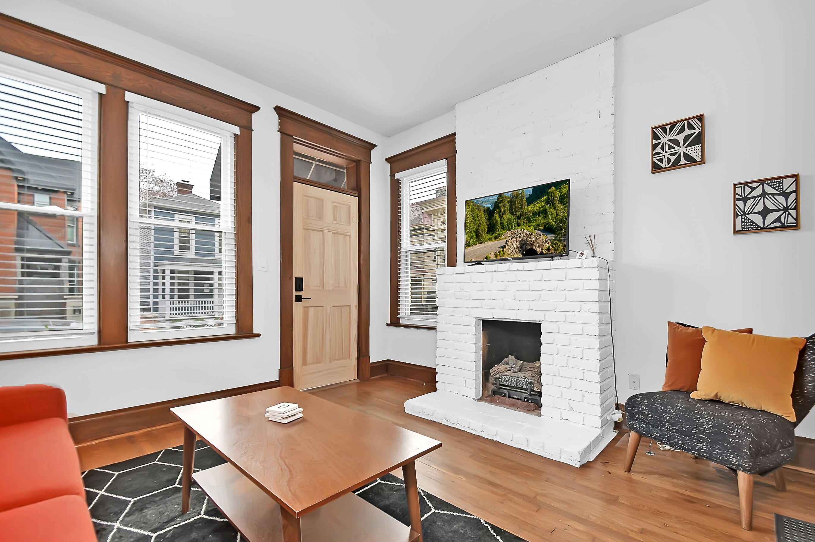 Spacious Newly-renovated Downtown Columbus Home - Columbus, OH