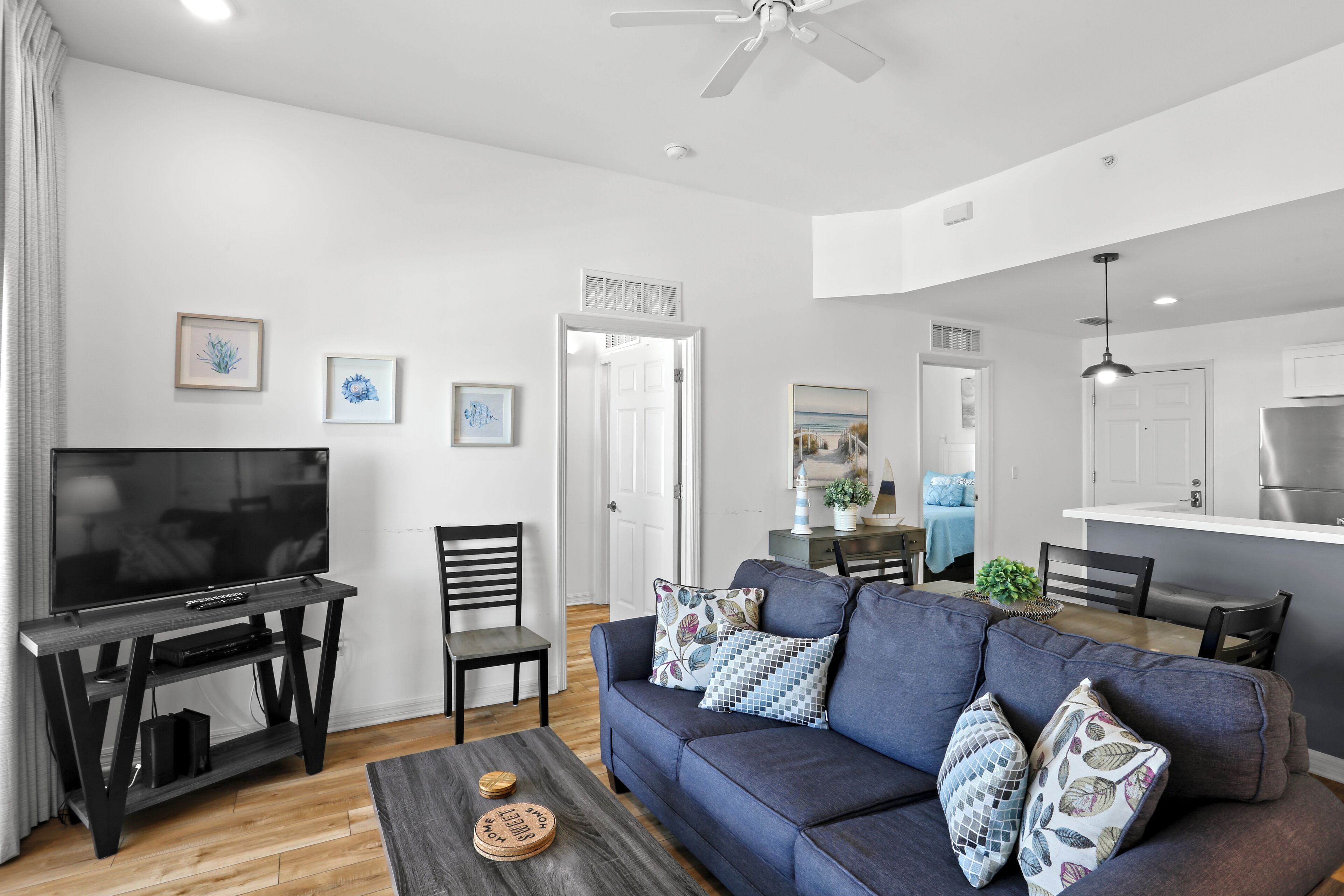 Madeira Bay Resort I #1501  Spacious, Stylish & Pet-free Family Retreat - Madeira Beach, FL