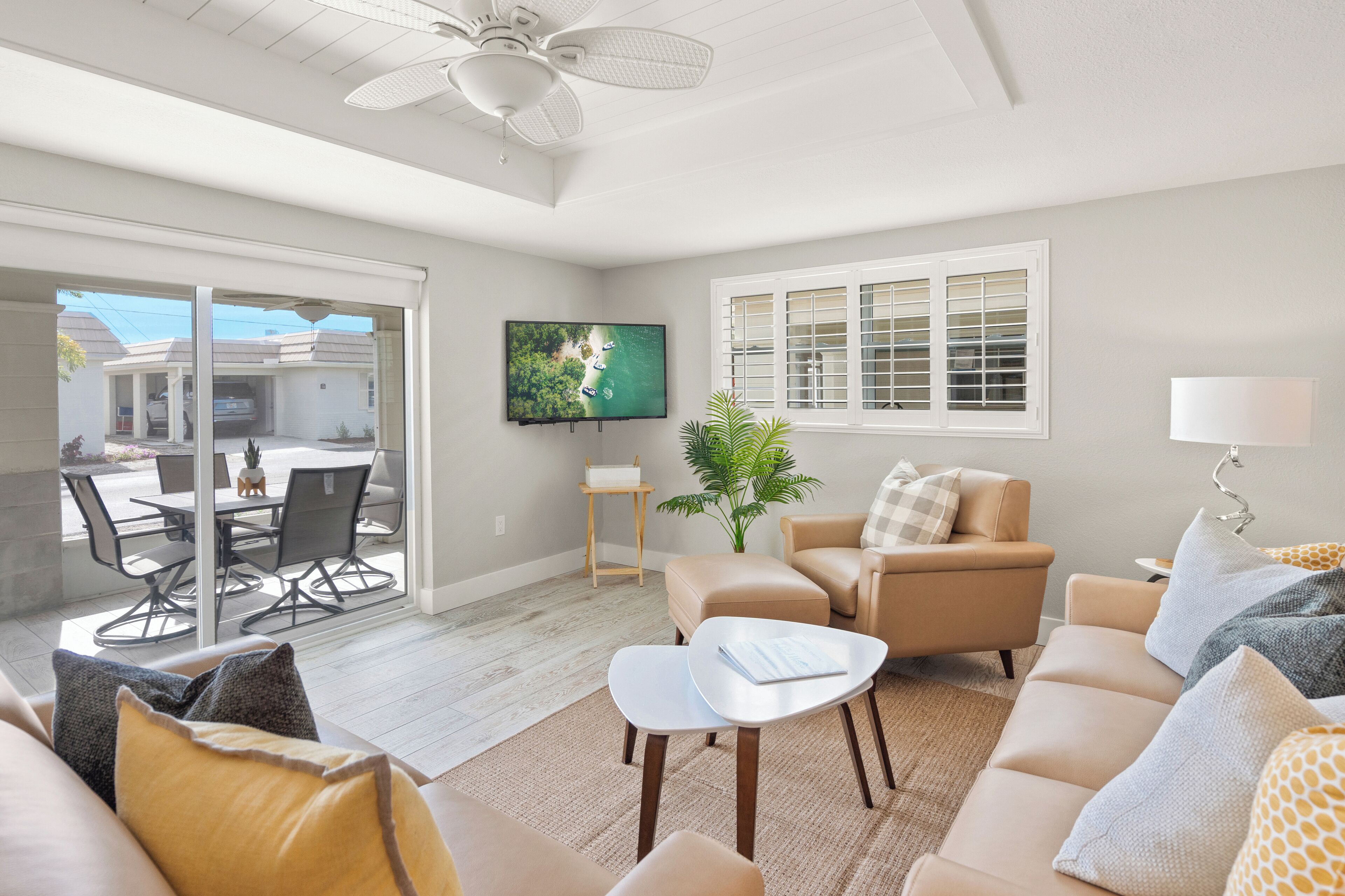 Island House Beach Resort V29 - Siesta Key, FL