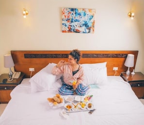 Quarto Individual Cidade | Lençóis de algodão egípcio, roupa de alta qualidade, minibar 