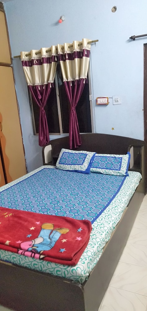 This Is Happy Bunglow Which Located In Prime Location Centrally - Nagpur